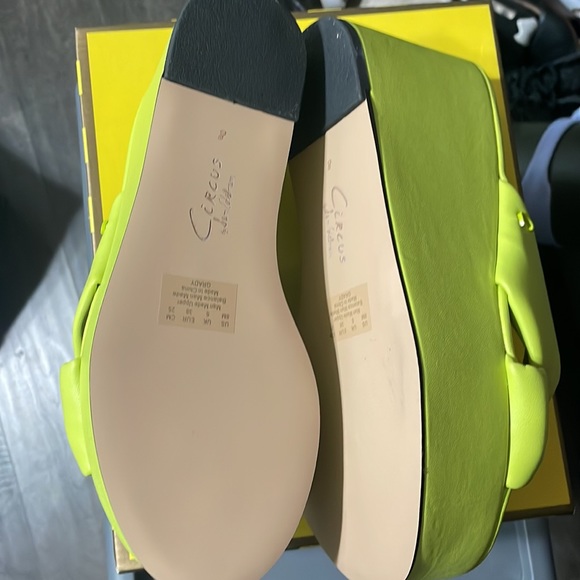 Circus by Sam Edelman | Shoes | Circus By Sam Edelman Platform Slides ...